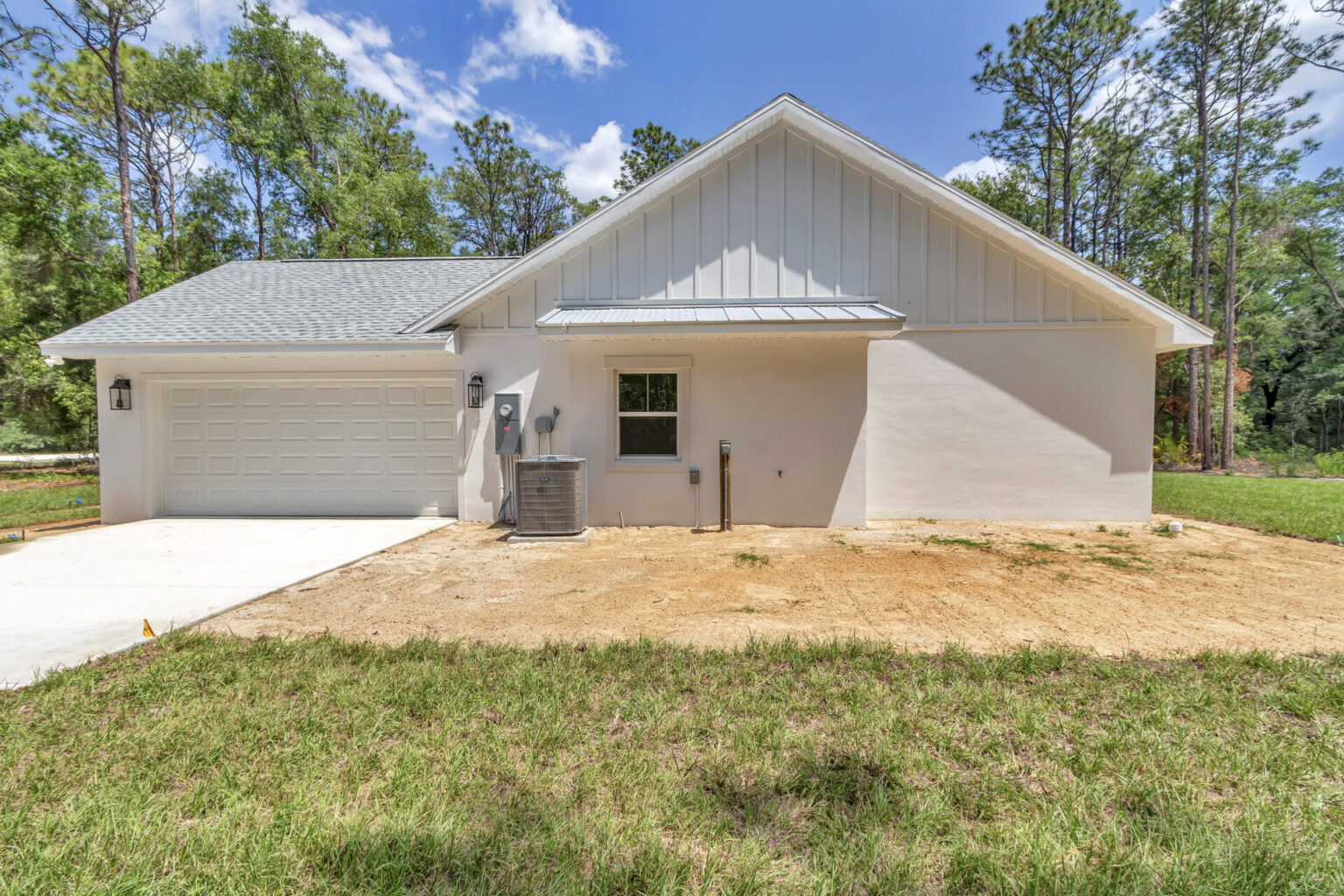 Lampton House: Custom Home Builders in Ocala